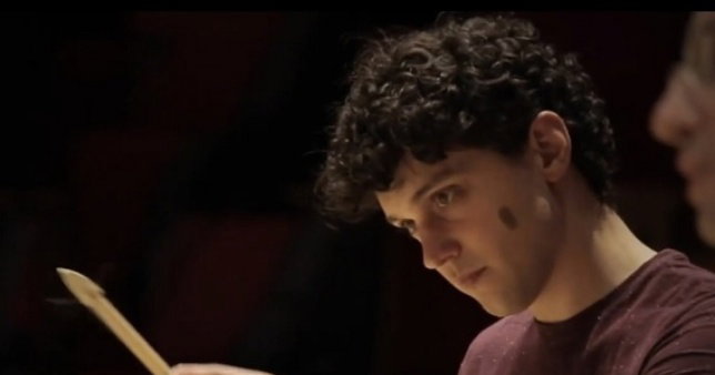 Moisés Santos, nuevo solista de percusión de la Elbphilharmonie de ...